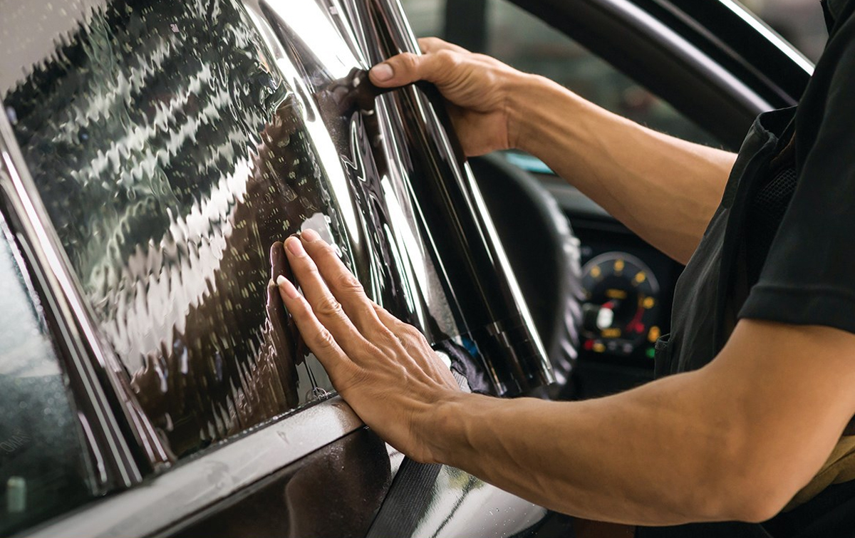 QUY TRÌNH DÁN PHIM CÁCH NHIỆT RAYTECH TẠI SHITEK - Raytech