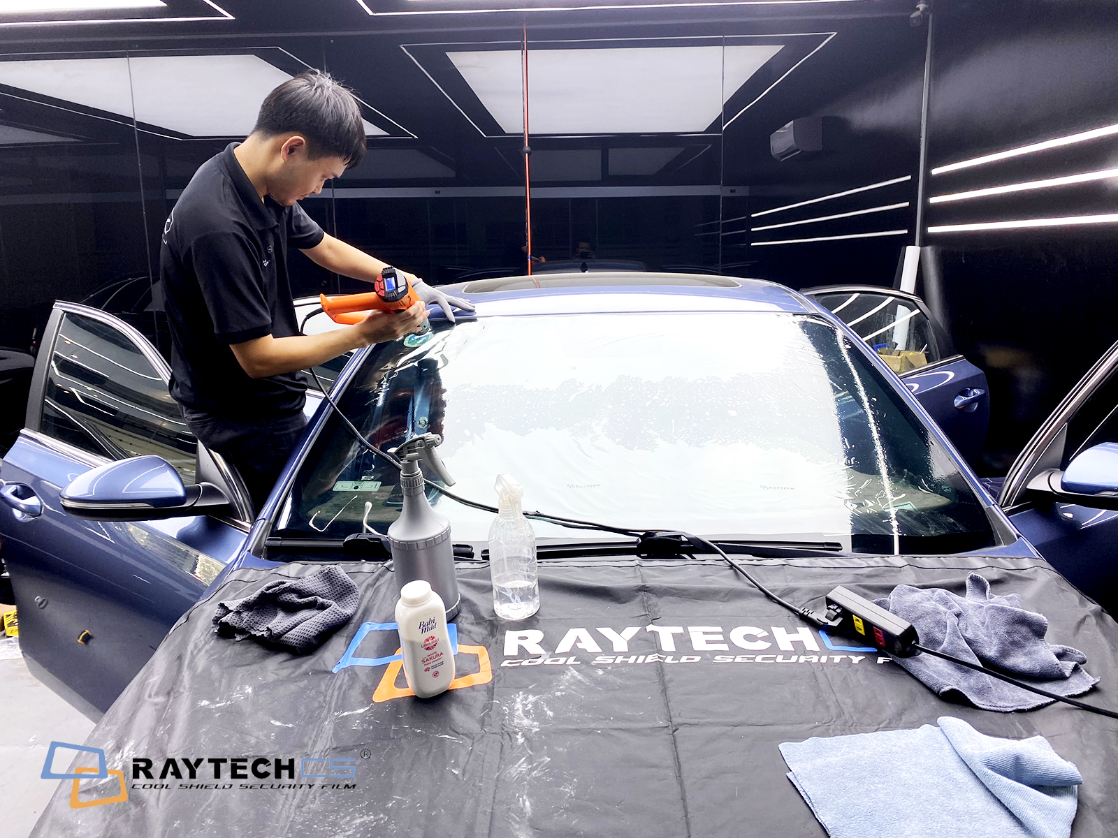 DÁN PHIM CÁCH NHIỆT CỬA SỔ TRỜI - LIỆU CÓ CẦN THIẾT? - Raytech